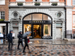 Burberry’s Over The Top Digital Marketing Strategy & Deluxe Advertising ...