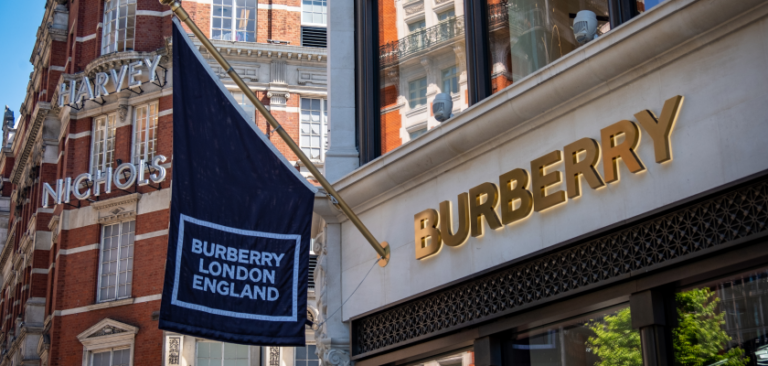 Burberry’s Over The Top Digital Marketing Strategy & Deluxe Advertising ...